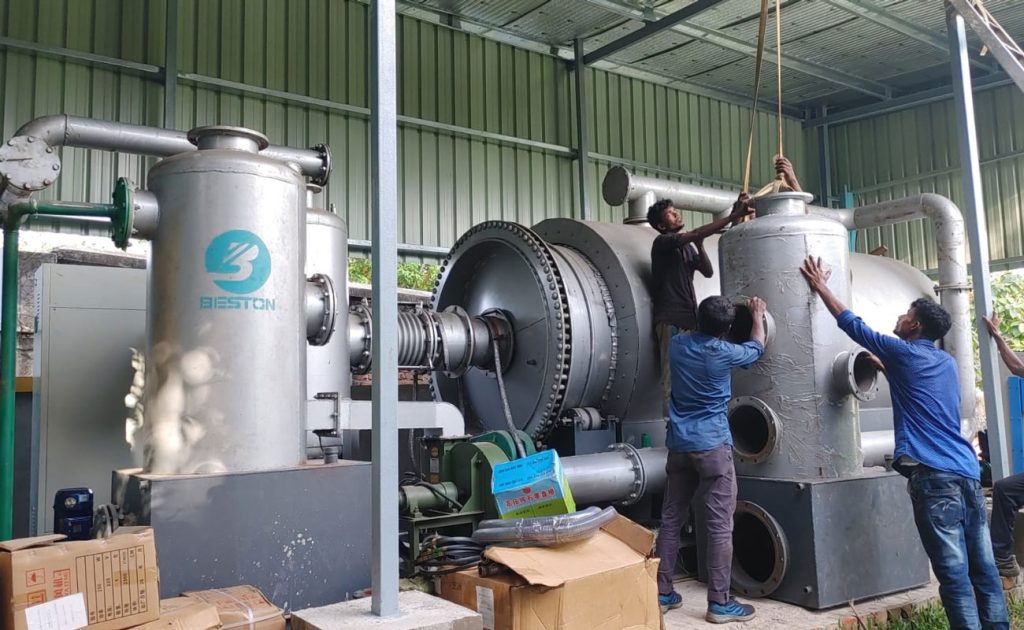 Small-Scale Waste Plastic Recycling Solutions: Small Pyrolysis Plant